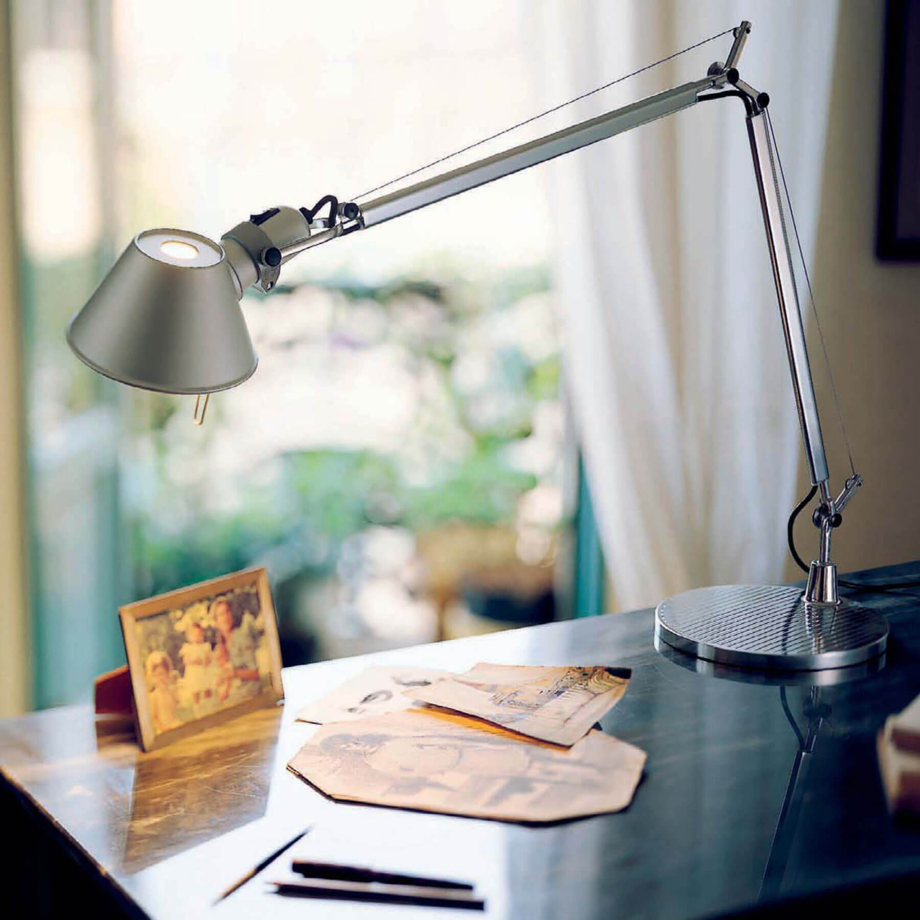 Tolomeo Mini Tavolo - Artemide (designer: Michele De Lucchi) - La Luce
